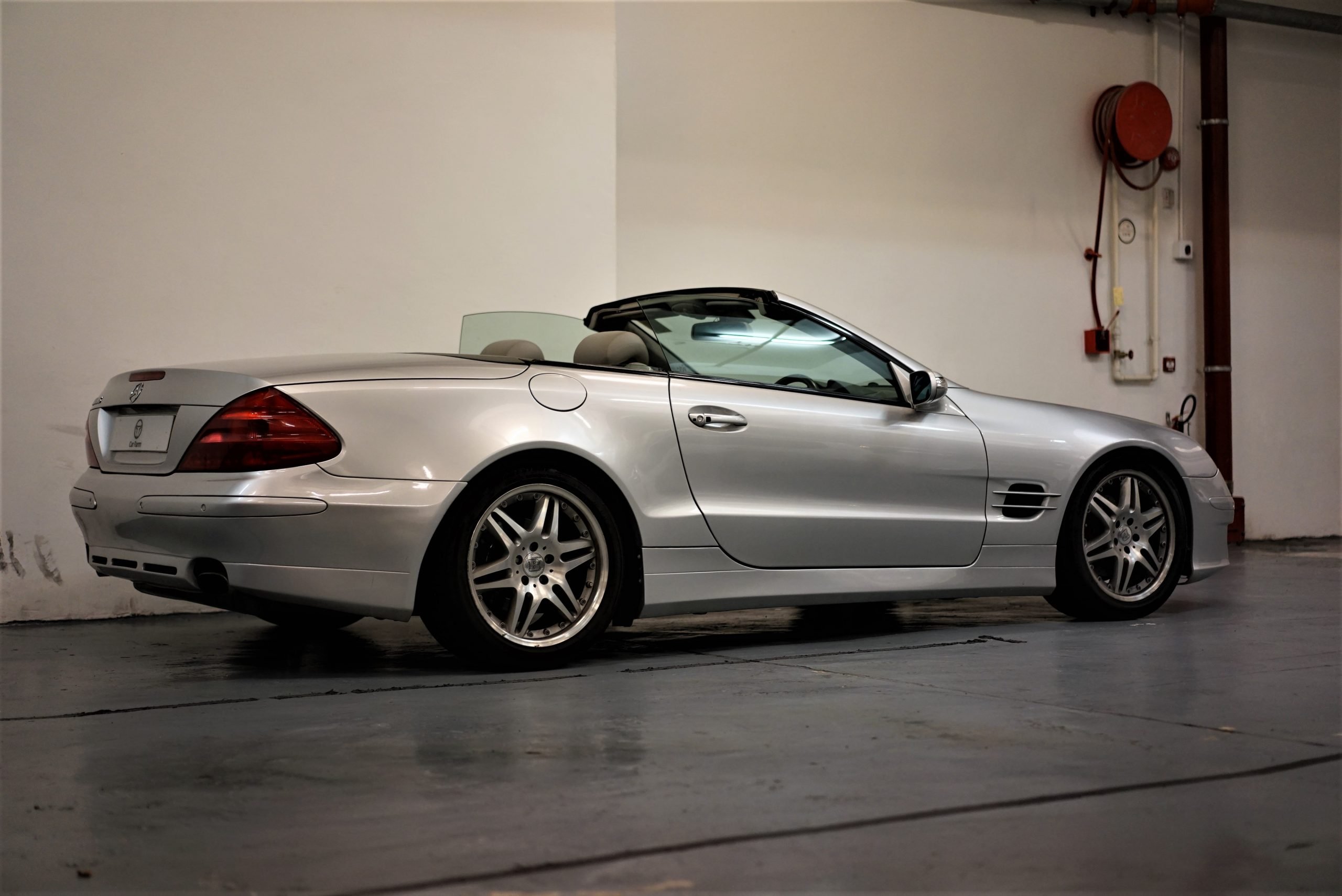 Mercedes Benz R230 SL350 Brabus bodykit (NO RESERVE) - Car Farm