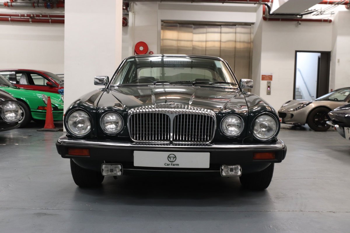 Daimler Double-Six (Series 3) - Car Farm