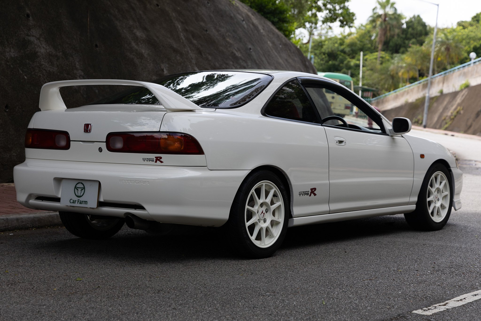 Honda Integra DC2 Type-RX - Car Farm